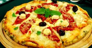 Calorias em 1 Porçoes Pizza Vegetariana e Fatos Nutricionais?